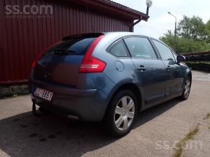 Grey Citroen C4 2007 in Liepaja, with an engine capacity of 1.60 L and mileage of 262 thousand km for 1950 €, photo 2 on AUTOMOTO.COM.LV