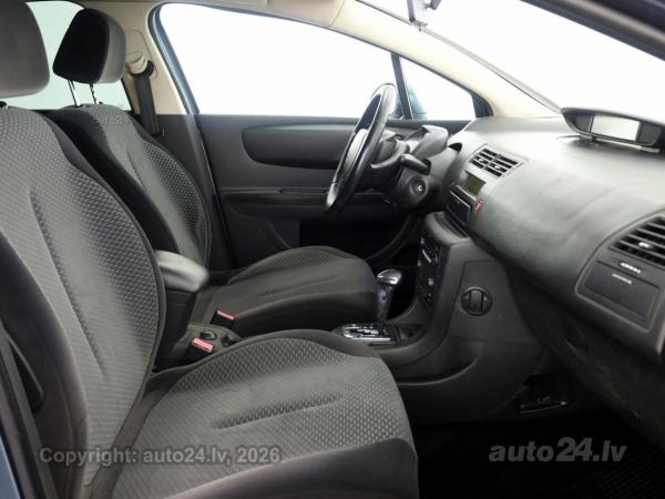 Grey Citroen C4 2007 in Tallinn, with an engine capacity of 1.60 L and mileage of 189 thousand km for 999 €, photo 6 on AUTOMOTO.COM.LV