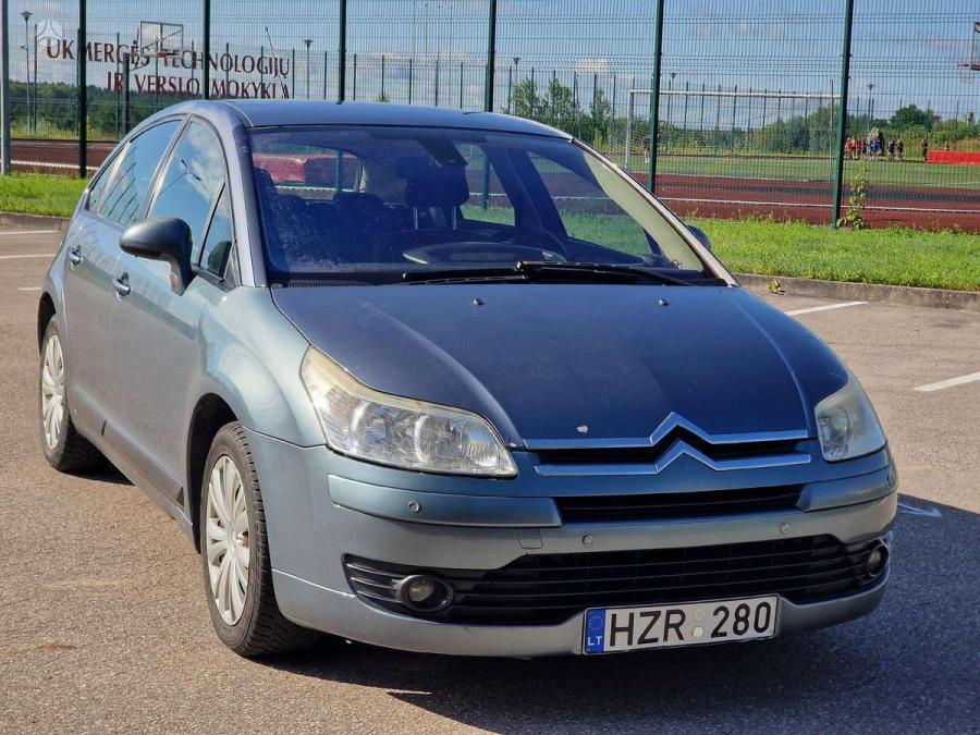 Pelēks Citroen C4 2007 Ukmergė, ar dzinēja tilpumu 1.56 L un nobraukumu 252 tūkst. km par 1450 €, foto 9 vietnē AUTOMOTO.COM.LV