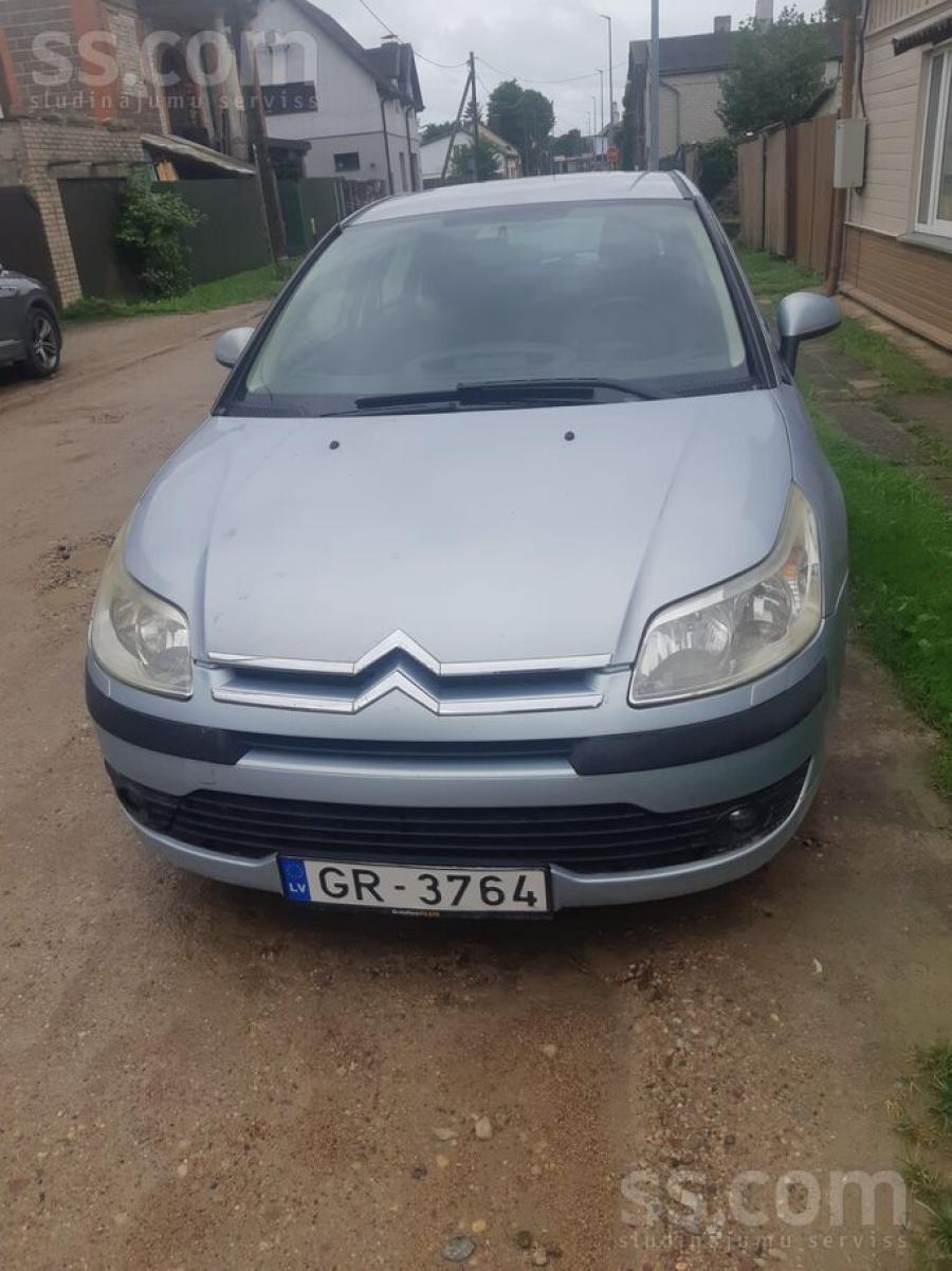 Grey Citroen C4 2007 in Liepaja, with an engine capacity of 1.60 L and mileage of 126 thousand km for 990 €, photo 4 on AUTOMOTO.COM.LV