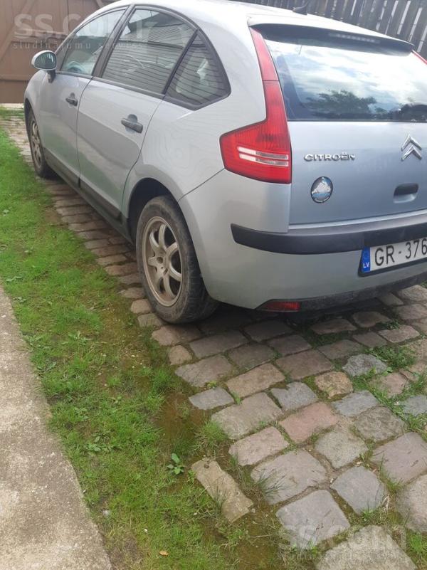 Pelēks Citroen C4 2007 Liepāja, ar dzinēja tilpumu 1.60 L un nobraukumu 126 tūkst. km par 990 €, foto 8 vietnē AUTOMOTO.COM.LV