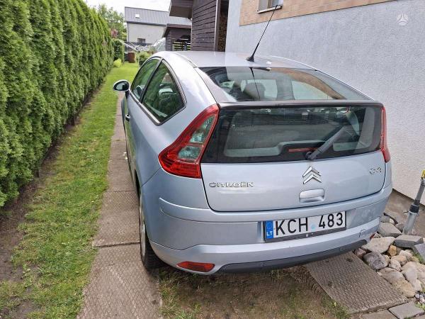 Grey Citroen C4 2007 in Kaunas, with an engine capacity of 1.36 L and mileage of 206 thousand km for 1099 €, photo 6 on AUTOMOTO.COM.LV