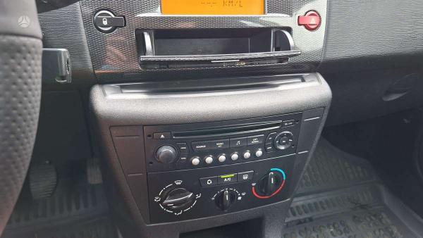 Grey Citroen C4 2007 in Kaunas, with an engine capacity of 1.36 L and mileage of 206 thousand km for 1099 €, photo 9 on AUTOMOTO.COM.LV
