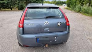 Pelēks Citroen C4 2007 Jonava, ar dzinēja tilpumu 1.56 L un nobraukumu 376 tūkst. km par 500 €, foto 3 vietnē AUTOMOTO.COM.LV