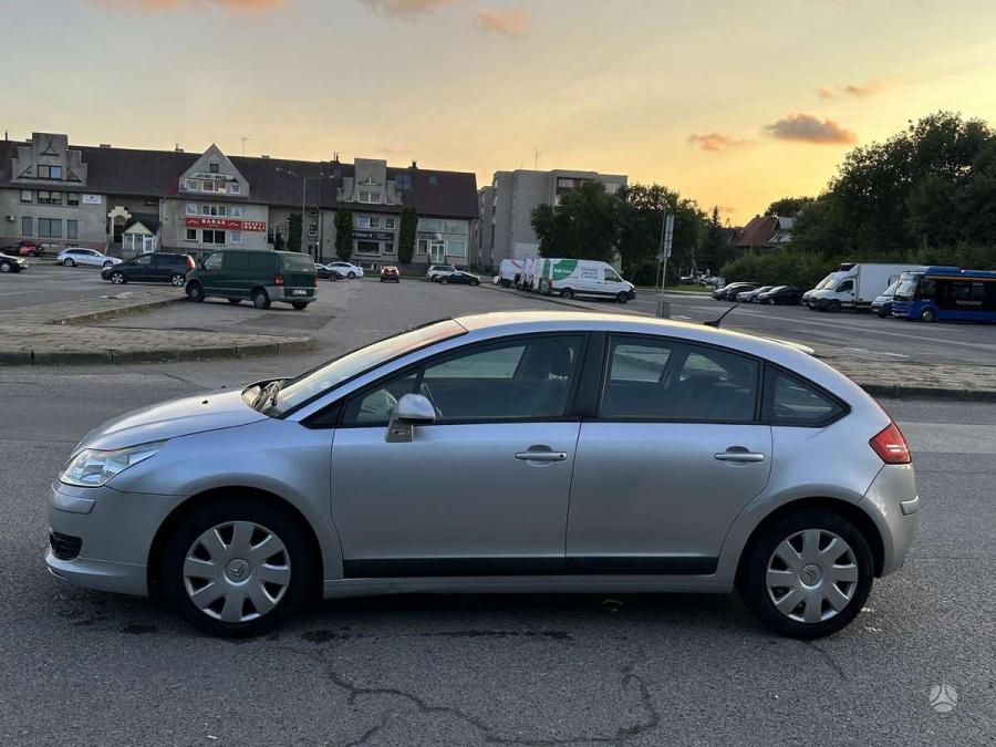 Grey Citroen C4 2007 in Klaipeda, with an engine capacity of 1.56 L and mileage of 134 thousand km for 1999 €, photo 6 on AUTOMOTO.COM.LV