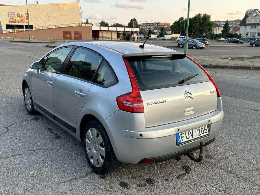 Grey Citroen C4 2007 in Klaipeda, with an engine capacity of 1.56 L and mileage of 134 thousand km for 1999 €, photo 9 on AUTOMOTO.COM.LV