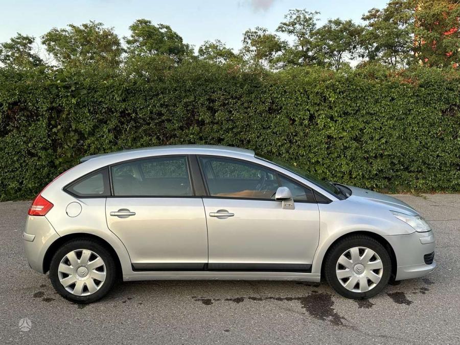 Grey Citroen C4 2007 in Klaipeda, with an engine capacity of 1.56 L and mileage of 134 thousand km for 1999 €, photo 18 on AUTOMOTO.COM.LV