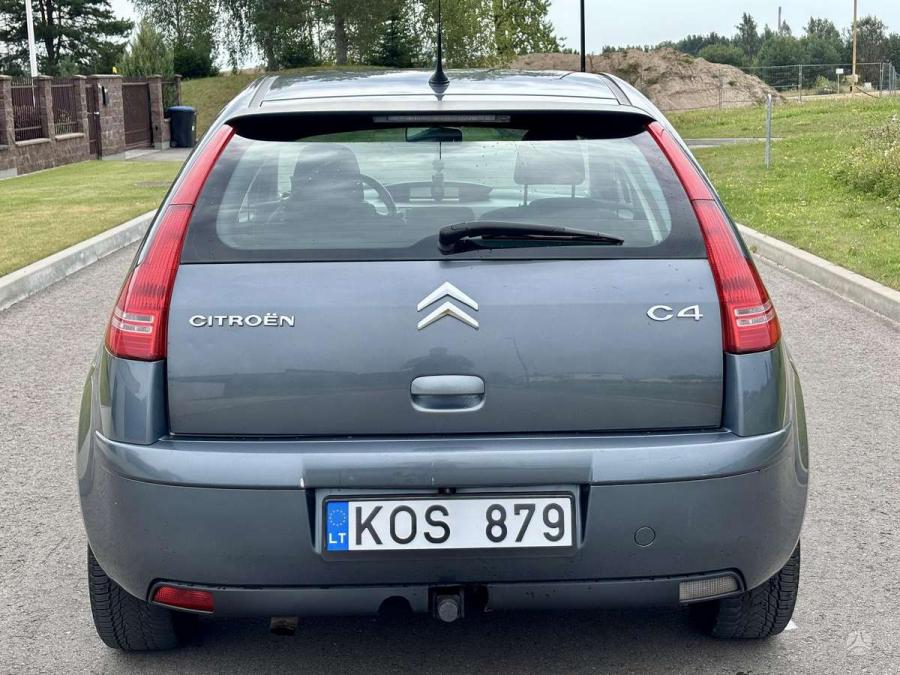 Grey Citroen C4 2007 in Vilnius, with an engine capacity of 1.56 L and mileage of 370 thousand km for 1500 €, photo 5 on AUTOMOTO.COM.LV