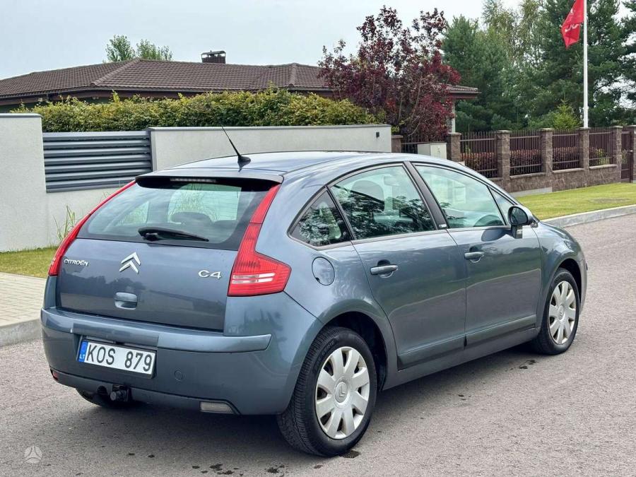 Grey Citroen C4 2007 in Vilnius, with an engine capacity of 1.56 L and mileage of 370 thousand km for 1500 €, photo 6 on AUTOMOTO.COM.LV