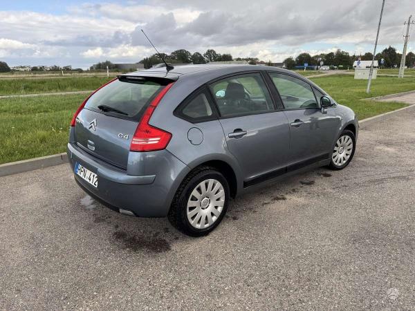 Grey Citroen C4 2007 in Kaunas, with an engine capacity of 1.56 L and mileage of 201 thousand km for 900 €, photo 4 on AUTOMOTO.COM.LV