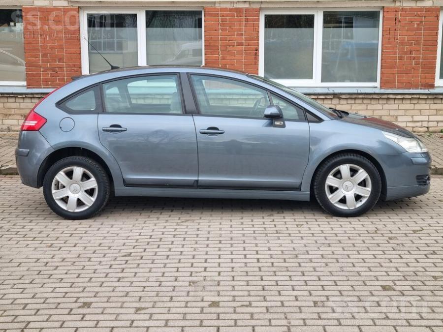 Pelēks Citroen C4 2008 Ogre, ar dzinēja tilpumu 1.60 L un nobraukumu 160 tūkst. km par 2550 €, foto 5 vietnē AUTOMOTO.COM.LV