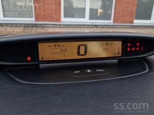 Pelēks Citroen C4 2008 Ogre, ar dzinēja tilpumu 1.60 L un nobraukumu 160 tūkst. km par 2550 €, foto 18 vietnē AUTOMOTO.COM.LV