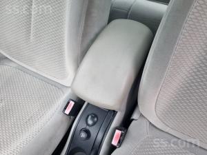 Pelēks Citroen C4 2008 Ogre, ar dzinēja tilpumu 1.60 L un nobraukumu 160 tūkst. km par 2550 €, foto 20 vietnē AUTOMOTO.COM.LV