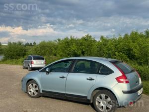 Grey Citroen C4 2008 in Daugavpils, with an engine capacity of 1.60 L and mileage of 303 thousand km for 1200 €, photo 5 on AUTOMOTO.COM.LV