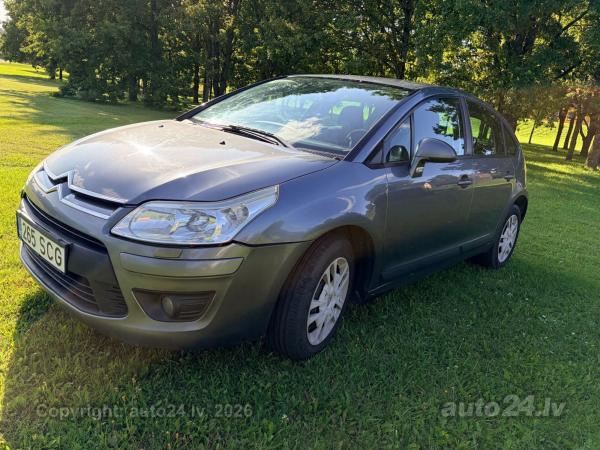 Pelēks Citroen C4 2008 Viljandi, ar dzinēja tilpumu 1.60 L un nobraukumu 404 tūkst. km par 2000 €, foto 1 vietnē AUTOMOTO.COM.LV