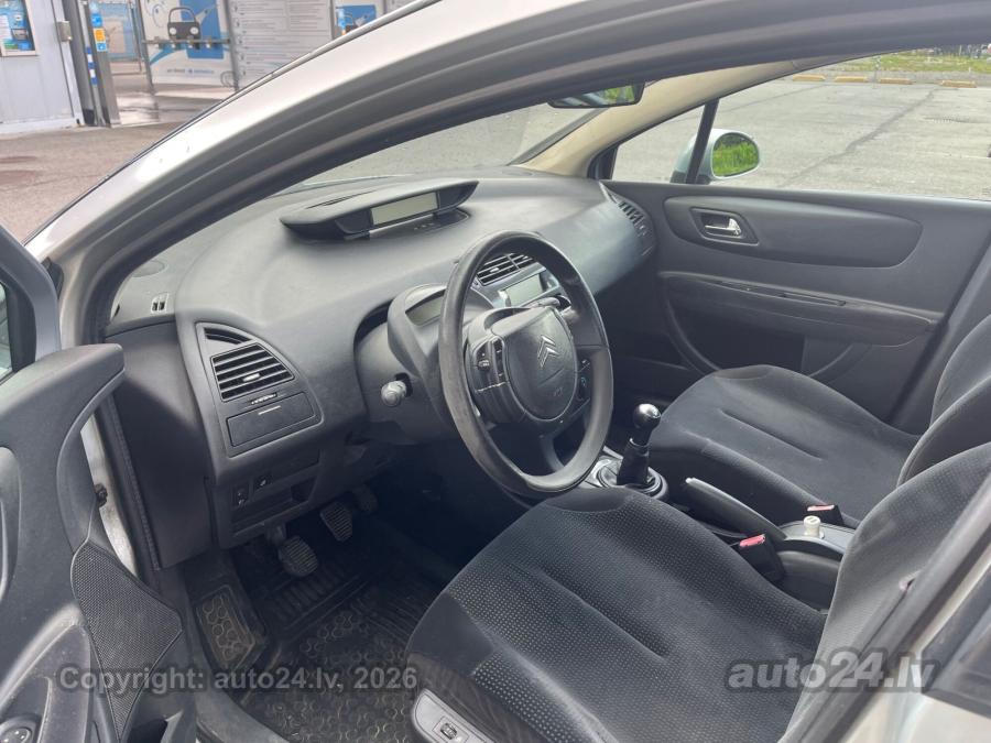 Grey Citroen C4 2008 in Tallinn, with an engine capacity of 1.60 L and mileage of 0 thousand km for 900 €, photo 4 on AUTOMOTO.COM.LV