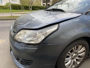 Pelēks Citroen C4 2008 Viļņa, ar dzinēja tilpumu 1.60 L un nobraukumu 186 tūkst. km par 600 €, foto  vietnē AUTOMOTO.COM.LV