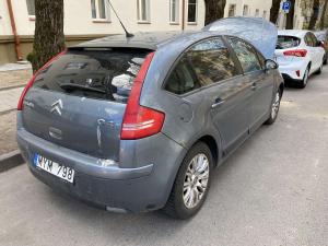 Pelēks Citroen C4 2008 Viļņa, ar dzinēja tilpumu 1.60 L un nobraukumu 186 tūkst. km par 600 €, foto 9 vietnē AUTOMOTO.COM.LV