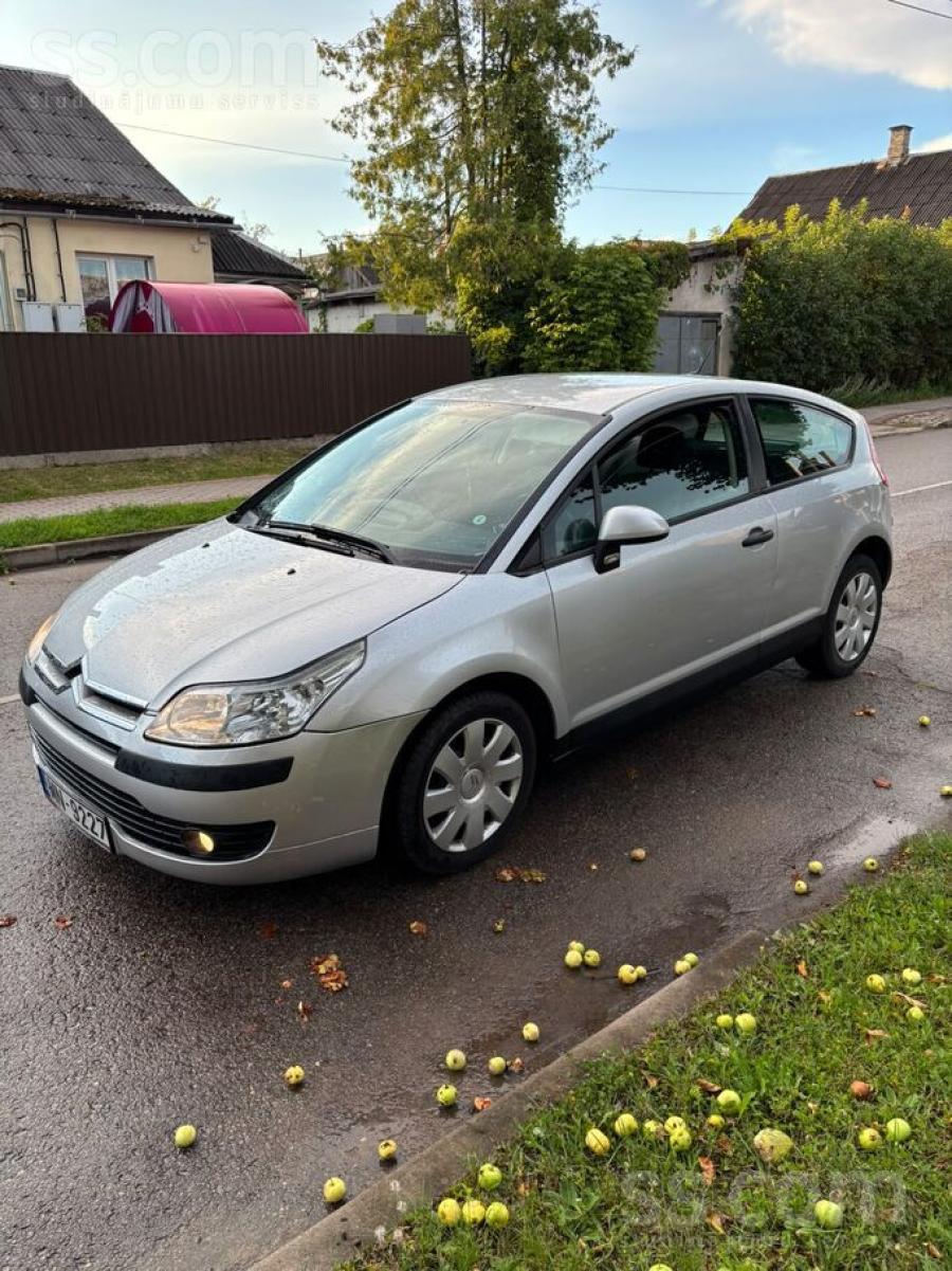 Pelēks Citroen C4 2008 Krāslava, ar dzinēja tilpumu 1.60 L un nobraukumu 124 tūkst. km par 950 €, foto 3 vietnē AUTOMOTO.COM.LV