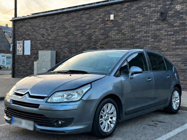 Grey Citroen C4 2008 in Vilnius, with an engine capacity of 1.60 L and mileage of 186 thousand km for 1000 €, photo 1 on AUTOMOTO.COM.LV