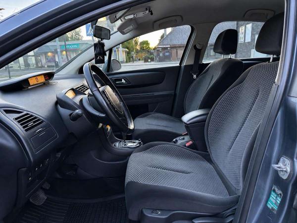 Grey Citroen C4 2008 in Vilnius, with an engine capacity of 1.60 L and mileage of 186 thousand km for 1000 €, photo 10 on AUTOMOTO.COM.LV
