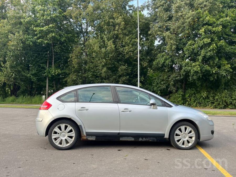 Pelēks Citroen C4 2008 Rīga, ar dzinēja tilpumu 2.00 L un nobraukumu 170 tūkst. km par 900 €, foto 9 vietnē AUTOMOTO.COM.LV