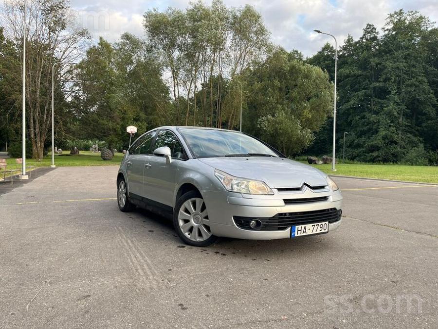 Pelēks Citroen C4 2008 Rīga, ar dzinēja tilpumu 2.00 L un nobraukumu 170 tūkst. km par 900 €, foto 14 vietnē AUTOMOTO.COM.LV