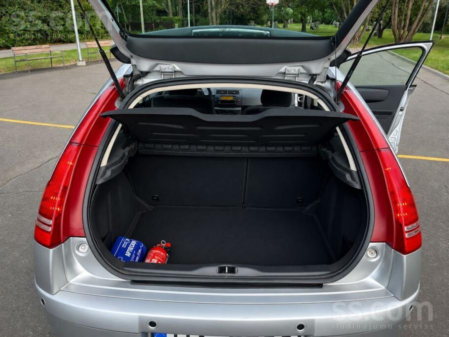 Pelēks Citroen C4 2008 Rīga, ar dzinēja tilpumu 2.00 L un nobraukumu 170 tūkst. km par 900 €, foto 15 vietnē AUTOMOTO.COM.LV