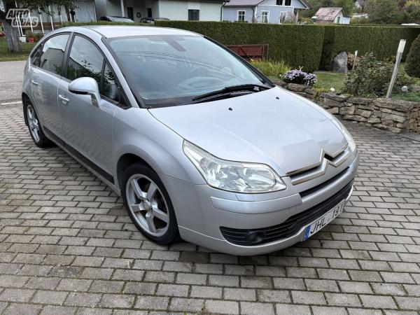 Citroen C4 2008 in Druskininkai on AUTOMOTO.COM.LV Grey Citroen C4 2008 in Druskininkai, with an engine capacity of 1.60 L and mileage of 334 thousand km for 850 €, photo 1 on AUTOMOTO.COM.LV