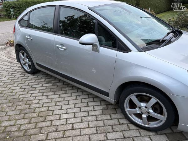 Citroen C4 2008 in Druskininkai on AUTOMOTO.COM.LV Grey Citroen C4 2008 in Druskininkai, with an engine capacity of 1.60 L and mileage of 334 thousand km for 850 €, photo 3 on AUTOMOTO.COM.LV