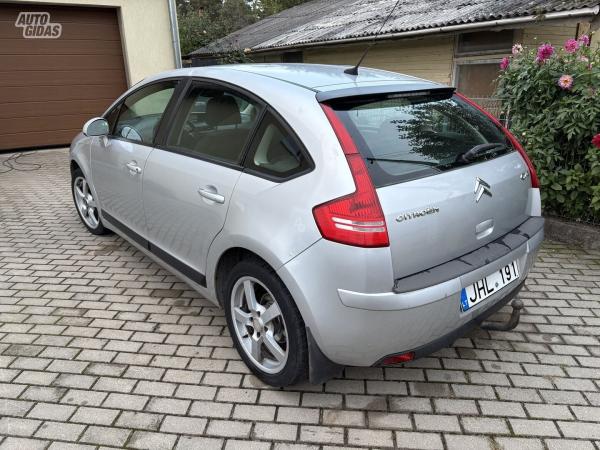Citroen C4 2008 in Druskininkai on AUTOMOTO.COM.LV Grey Citroen C4 2008 in Druskininkai, with an engine capacity of 1.60 L and mileage of 334 thousand km for 850 €, photo 7 on AUTOMOTO.COM.LV