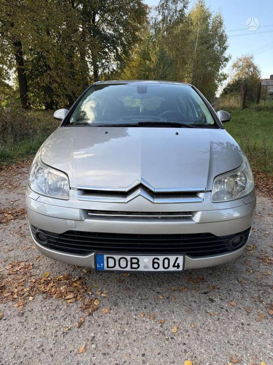 Pelēks Citroen C4 2008 Alīta, ar dzinēja tilpumu 1.59 L un nobraukumu 210 tūkst. km par 1250 €, foto 3 vietnē AUTOMOTO.COM.LV