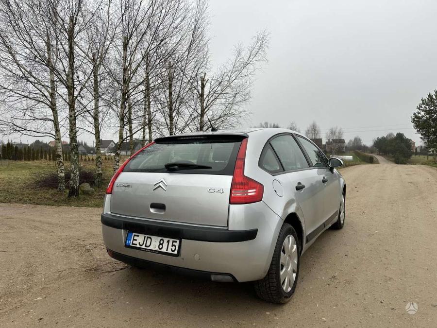 Grey Citroen C4 2009 in Vilnius, with an engine capacity of 1.60 L and mileage of 113 thousand km for 750 €, photo 4 on AUTOMOTO.COM.LV