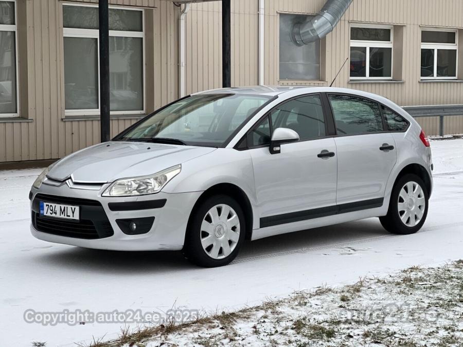 Pelēks Citroen C4 2009 Narva, ar dzinēja tilpumu 1.40 L un nobraukumu 184 tūkst. km par 999 €, foto 1 vietnē AUTOMOTO.COM.LV