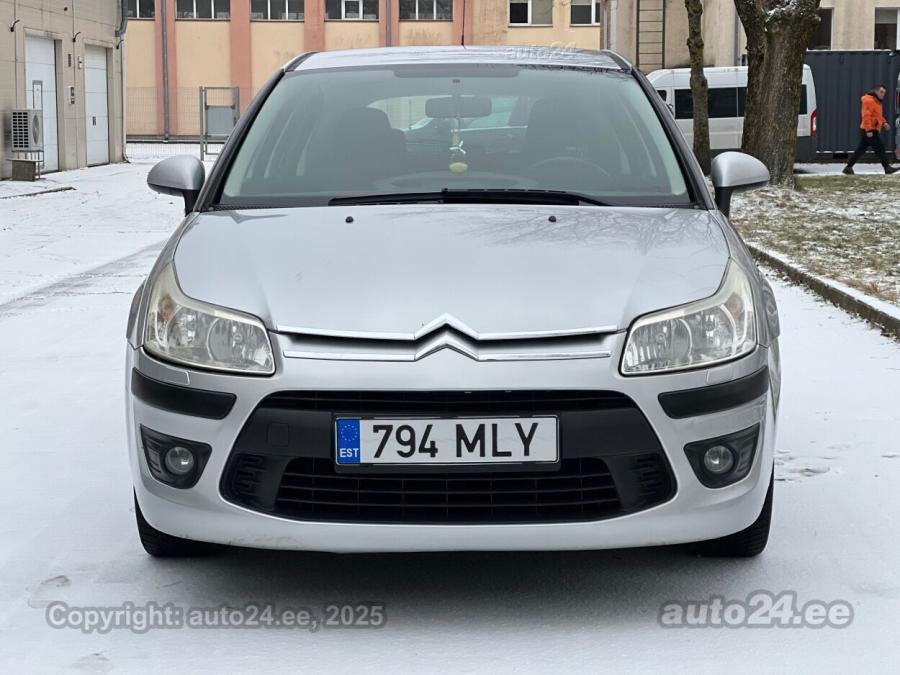Pelēks Citroen C4 2009 Narva, ar dzinēja tilpumu 1.40 L un nobraukumu 184 tūkst. km par 999 €, foto 2 vietnē AUTOMOTO.COM.LV