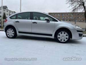 Pelēks Citroen C4 2009 Narva, ar dzinēja tilpumu 1.40 L un nobraukumu 184 tūkst. km par 999 €, foto 12 vietnē AUTOMOTO.COM.LV