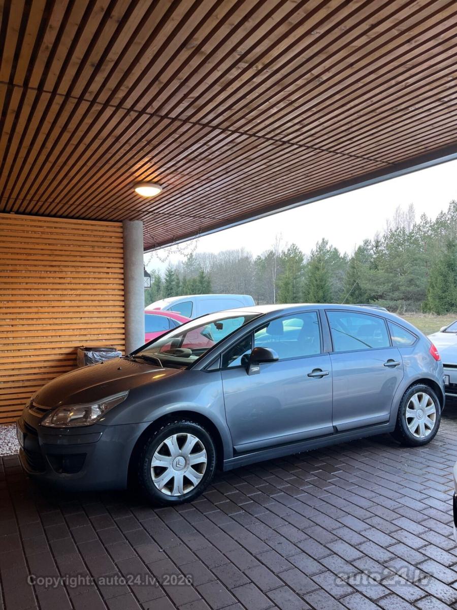 Pelēks Citroen C4 2009 Keila, ar dzinēja tilpumu 1.60 L un nobraukumu 260 tūkst. km par 900 €, foto 1 vietnē AUTOMOTO.COM.LV