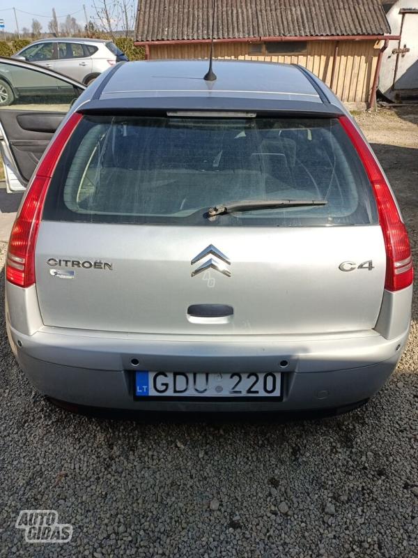Grey Citroen C4 2009 in Joniskis, with an engine capacity of 1.60 L and mileage of 231 thousand km for 900 €, photo 2 on AUTOMOTO.COM.LV