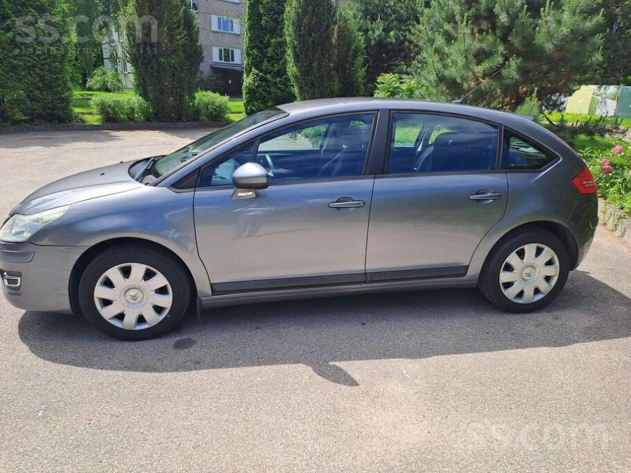 Grey Citroen C4 2009 in Riga, with an engine capacity of 1.60 L and mileage of 276 thousand km for 1250 €, photo 4 on AUTOMOTO.COM.LV