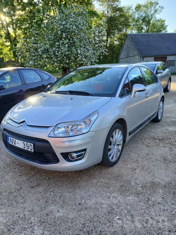 Pelēks Citroen C4 2009 Madona, ar dzinēja tilpumu 2.00 L un nobraukumu 277 tūkst. km par 1750 €, foto 3 vietnē AUTOMOTO.COM.LV