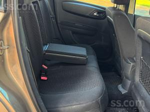 Pelēks Citroen C4 2009 Rīga, ar dzinēja tilpumu 1.60 L un nobraukumu 231 tūkst. km par 1350 €, foto 8 vietnē AUTOMOTO.COM.LV