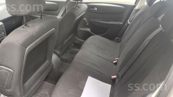 Pelēks Citroen C4 2009 Daugavpils, ar dzinēja tilpumu 1.60 L un nobraukumu 311 tūkst. km par 1100 €, foto 8 vietnē AUTOMOTO.COM.LV