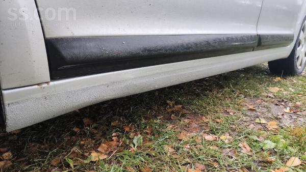 Pelēks Citroen C4 2009 Daugavpils, ar dzinēja tilpumu 1.60 L un nobraukumu 311 tūkst. km par 1100 €, foto 10 vietnē AUTOMOTO.COM.LV