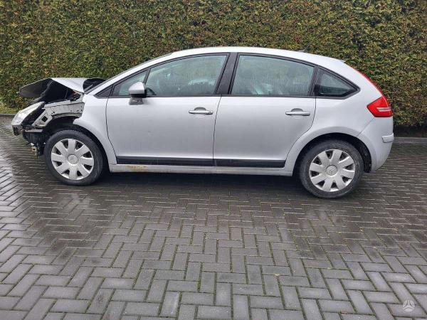 Grey Citroen C4 2010 in Kaunas, with an engine capacity of 1.56 L and mileage of 248 thousand km for 450 €, photo 1 on AUTOMOTO.COM.LV