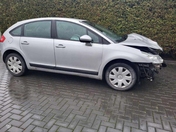 Grey Citroen C4 2010 in Kaunas, with an engine capacity of 1.56 L and mileage of 248 thousand km for 450 €, photo 5 on AUTOMOTO.COM.LV