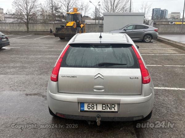 Pelēks Citroen C4 2010 Tallina, ar dzinēja tilpumu 1.60 L un nobraukumu 274 tūkst. km par 700 €, foto 2 vietnē AUTOMOTO.COM.LV