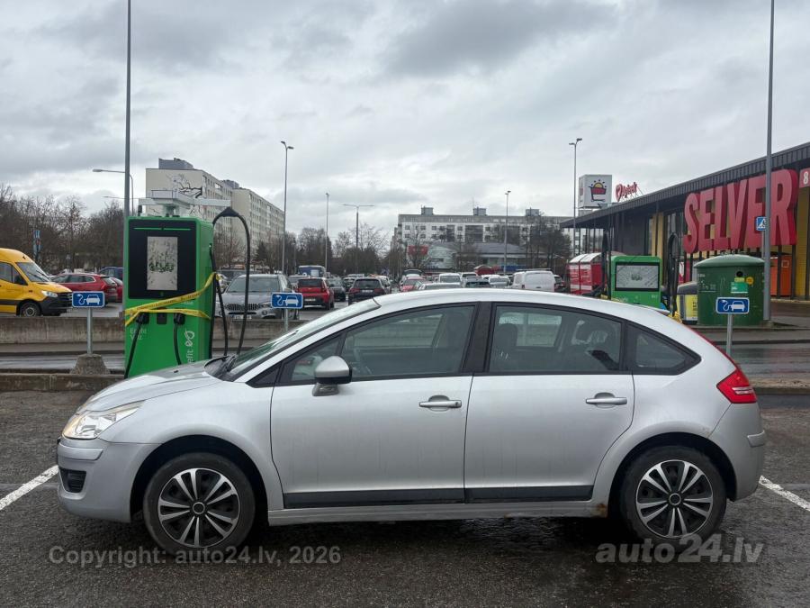 Pelēks Citroen C4 2010 Tallina, ar dzinēja tilpumu 1.60 L un nobraukumu 274 tūkst. km par 700 €, foto 5 vietnē AUTOMOTO.COM.LV