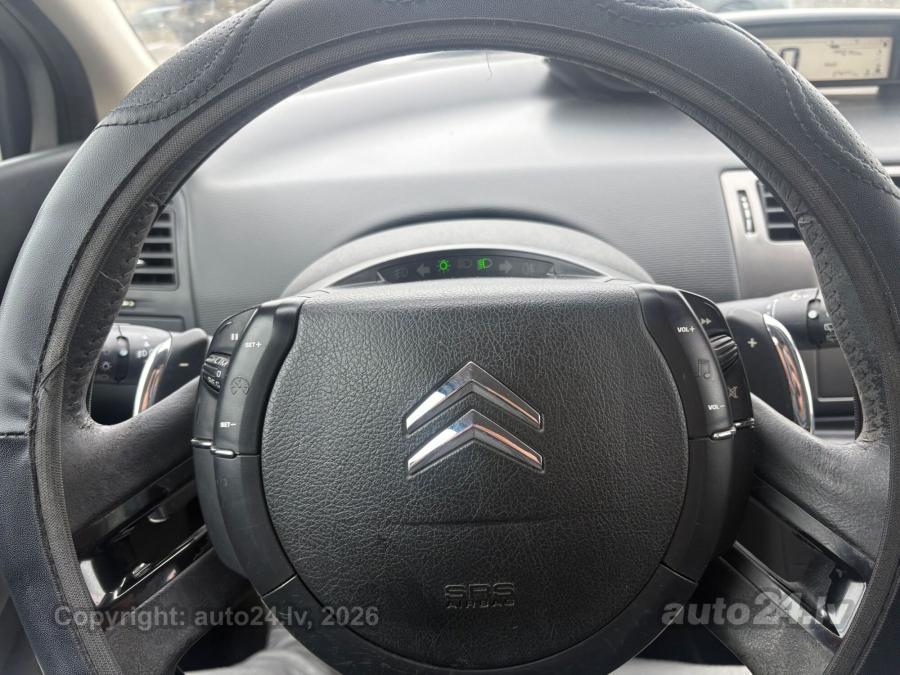 Pelēks Citroen C4 2010 Tallina, ar dzinēja tilpumu 1.60 L un nobraukumu 274 tūkst. km par 700 €, foto 10 vietnē AUTOMOTO.COM.LV