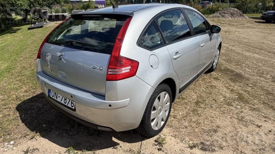Pelēks Citroen C4 2010 Limbaži, ar dzinēja tilpumu 1.40 L un nobraukumu 205 tūkst. km par 2990 €, foto 7 vietnē AUTOMOTO.COM.LV