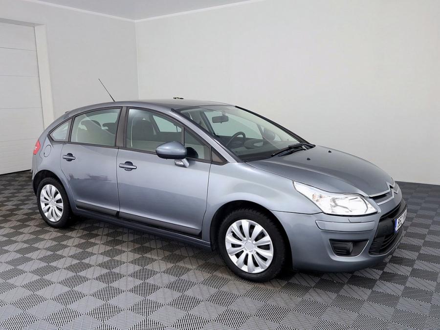Pelēks Citroen C4 2010 Tallina, ar dzinēja tilpumu 1.60 L un nobraukumu 117 tūkst. km par 1599 €, foto 9 vietnē AUTOMOTO.COM.LV